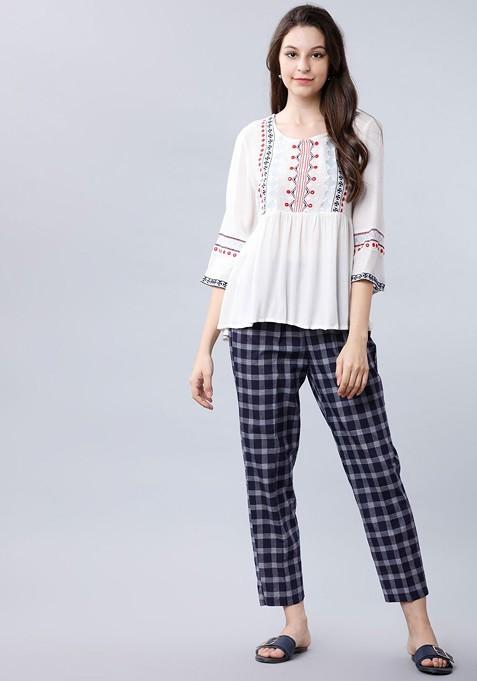 Buy Women Women Checked Trousers - 30760323 - Fitted Pants - Indya