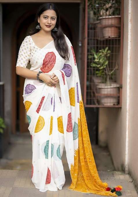 Buy Women Yellow Printed Blended Saree Set - MMP11896 - Women - Indya