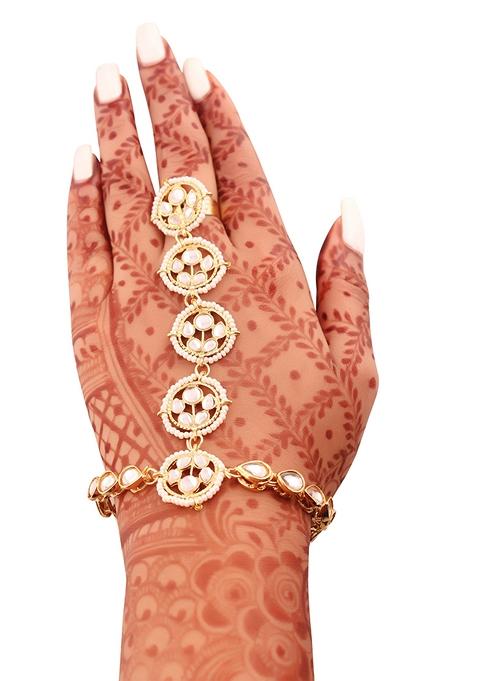 Buy Women Traditional Gold Plated Embellish With Kundan And Pearl ...