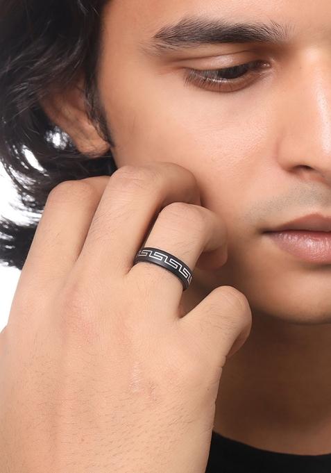 Buy Women Silver Metal Ring For Men - XJR00460 - New Arrival - Indya