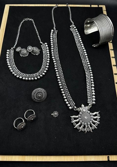 Buy Women Silver Plating Jewellery Set - XJS03037 - Necklace Set - Indya