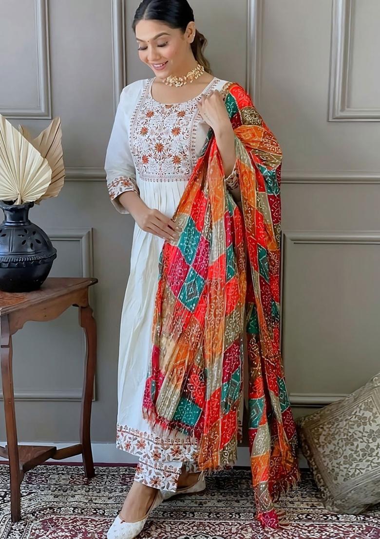 Buy Women White Embroidered Viscose Kurta Set - XKS00779 - Kurta Set ...