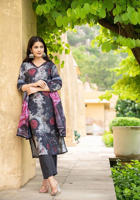 Buy Women Black Embellished Pure Muslin Kurta Set - XKS03583 - Kurta ...