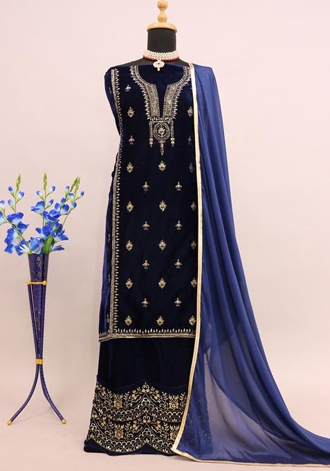 Buy Women Blue Embroidered Velvet Kurta Set - XKU06939 - Fits for ...