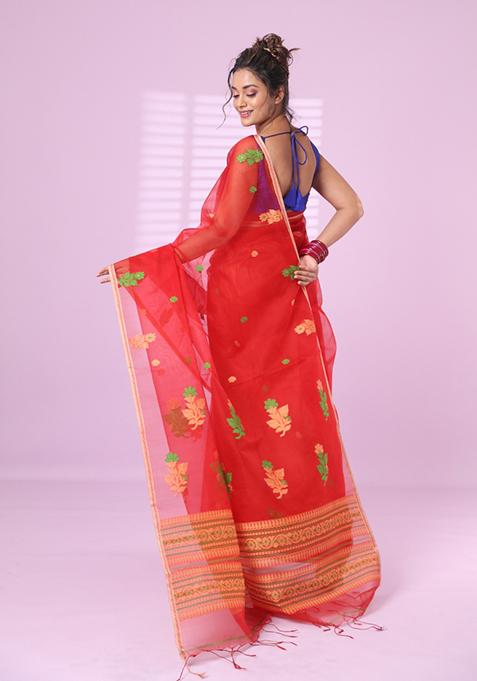 Buy Women Red Floral Print Muslin Saree Set - XSR43513 - Traditional ...