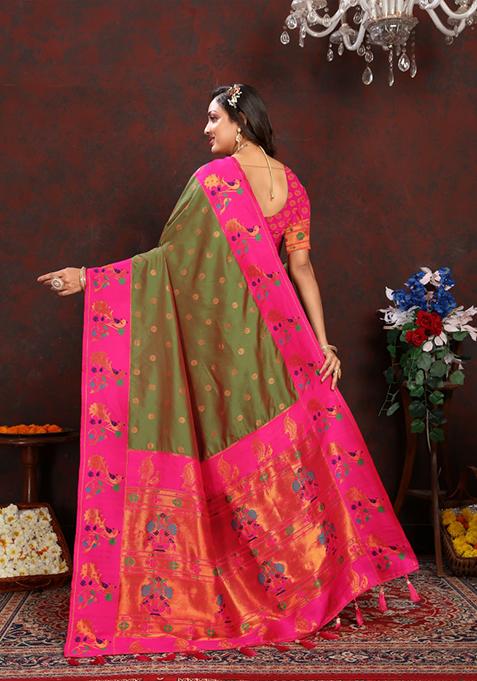 Buy Women Mehendi Green Weaving Silk Saree Set - XSR46104 - Silk Sarees ...
